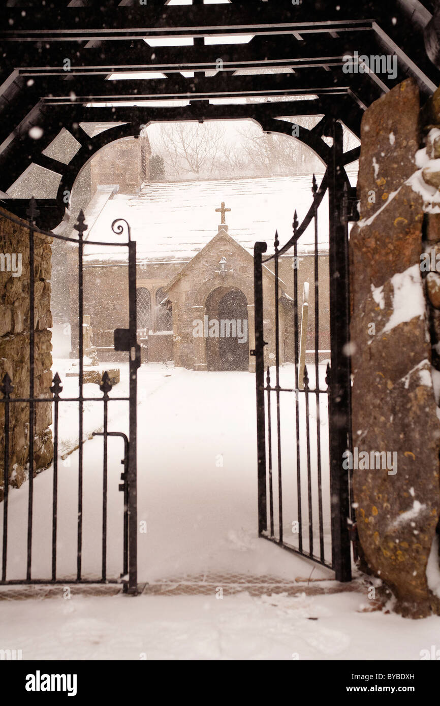 Lynch gate hi-res stock photography and images - Alamy
