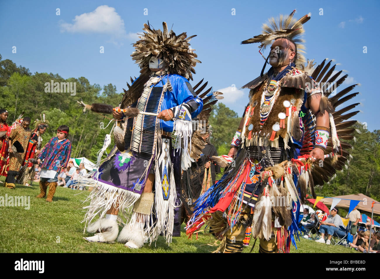 Powwow hi-res stock photography and images - Alamy