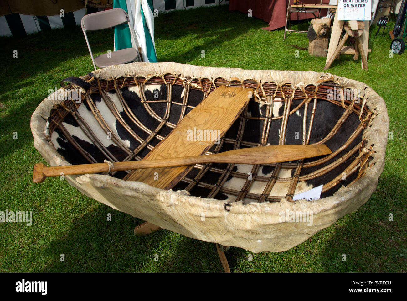 Coracles hi-res stock photography and images - Alamy