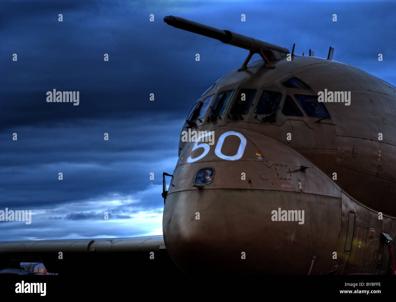 Raf nimrod mr2 reconnaissance aircraft hi-res stock photography and ...