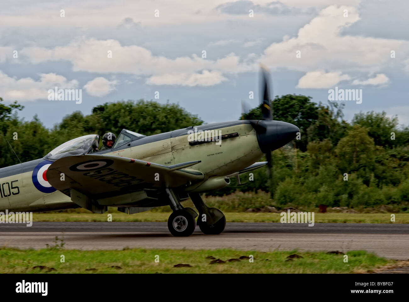 Supermarine Seafire F Mk XVII Stock Photo - Alamy