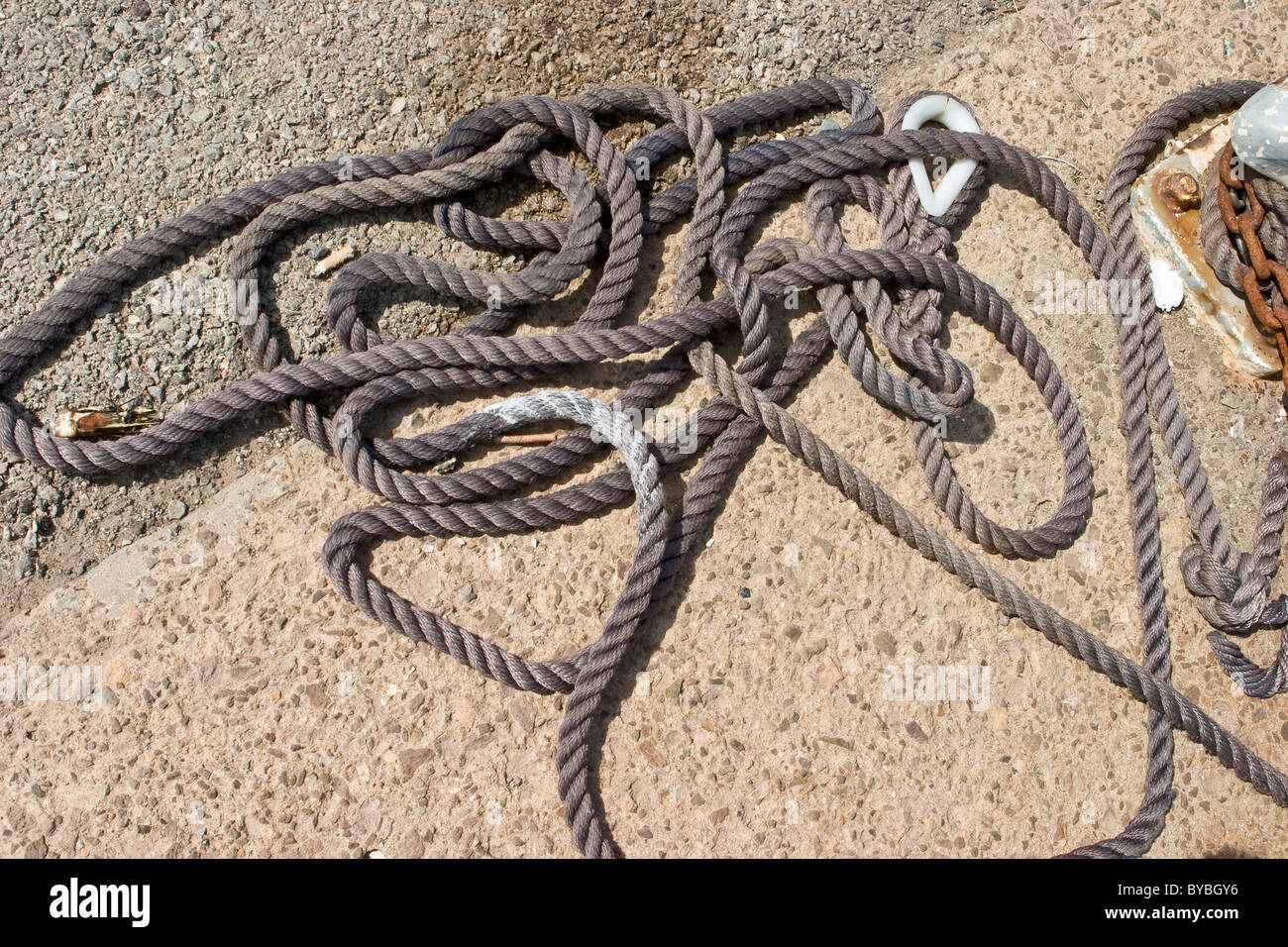 Pile of old rope Stock Photo - Alamy