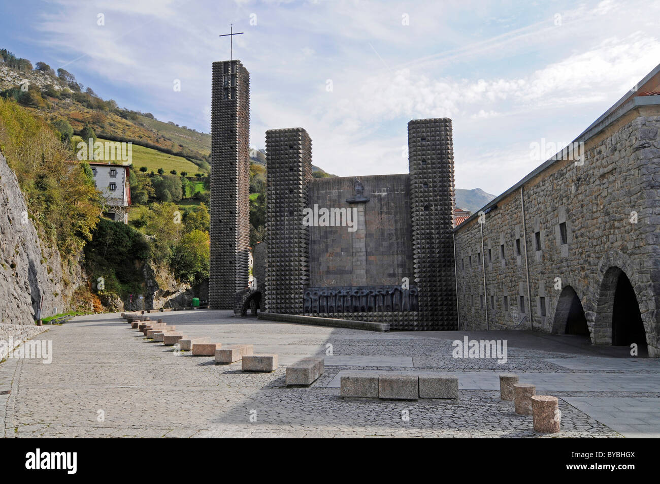 Santuario de arantzazu hi-res stock photography and images - Alamy