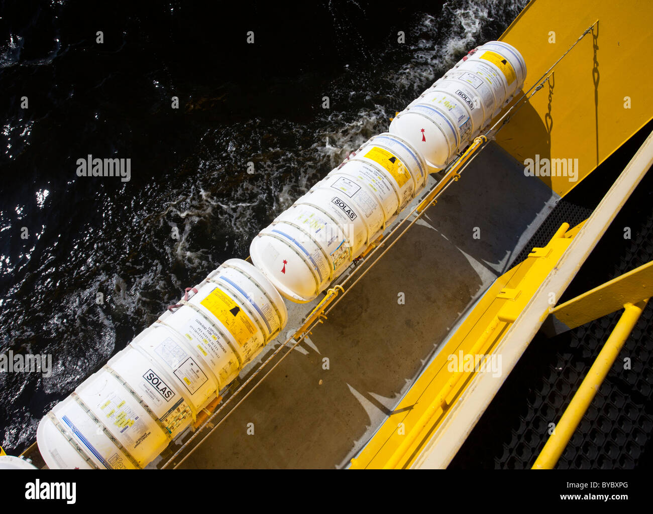 Solas containers hi-res stock photography and images - Alamy