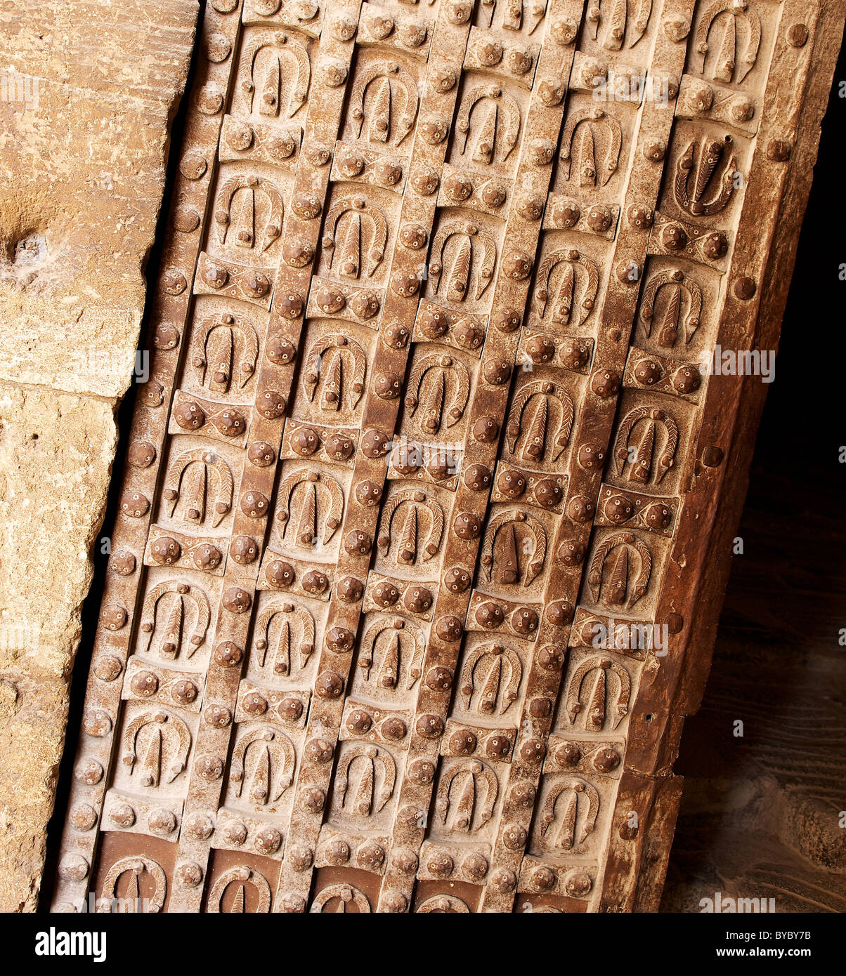 Aleppo citadel metal door hi-res stock photography and images - Alamy