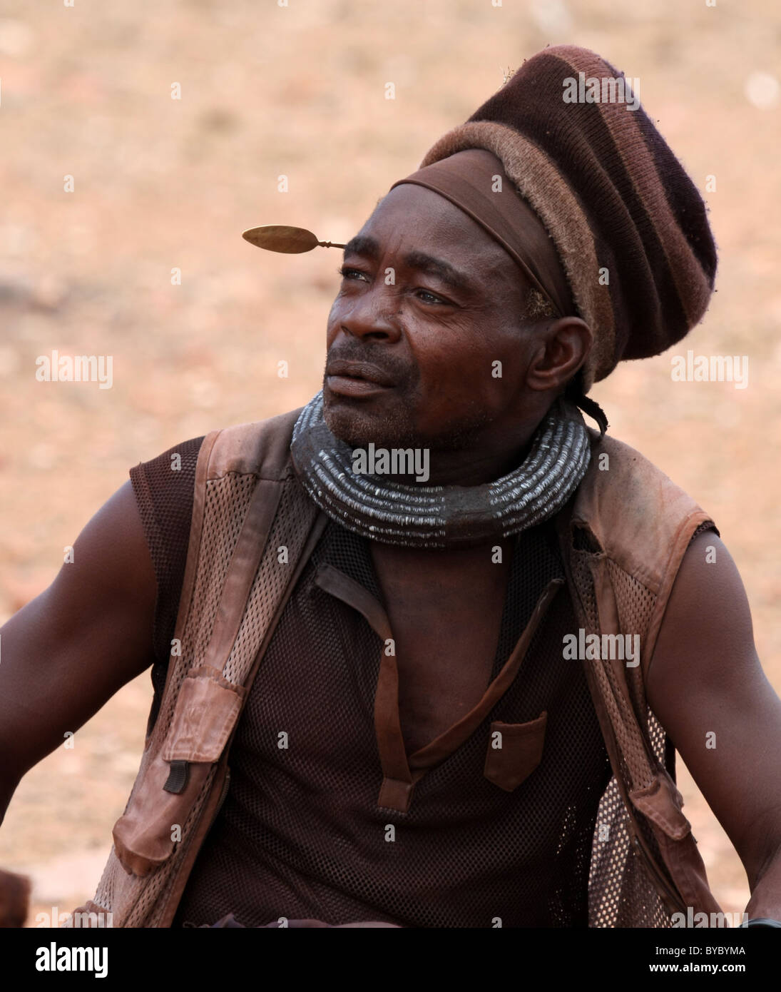 Himba tribe man hi-res stock photography and images - Alamy