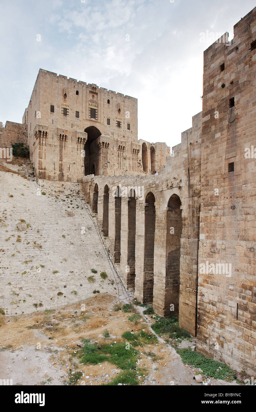 Aleppo citadel entrance hi-res stock photography and images - Alamy