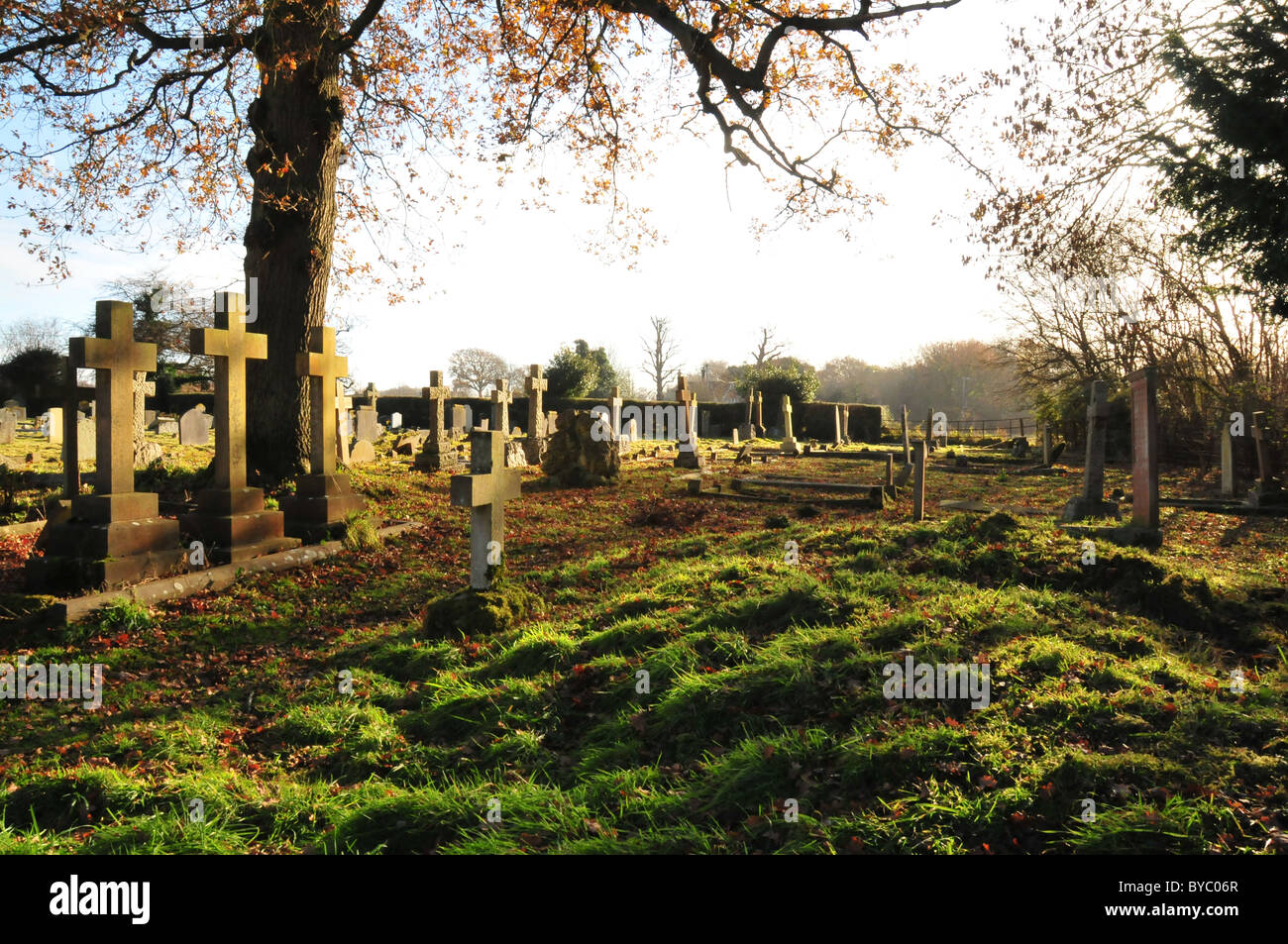 Itchingfield parish churchyard Stock Photo - Alamy