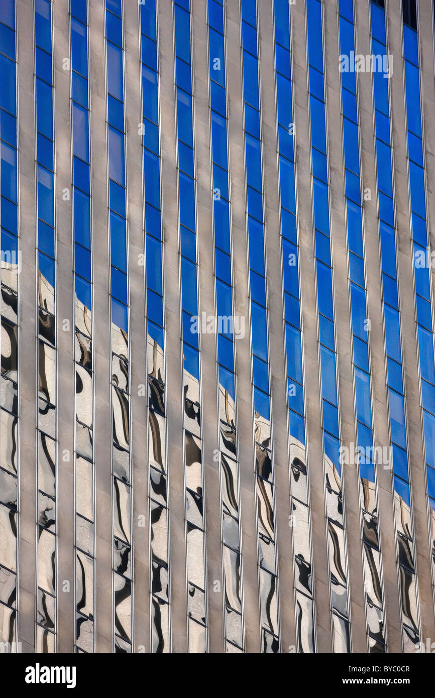 View up skyscraper construction hi-res stock photography and images - Alamy