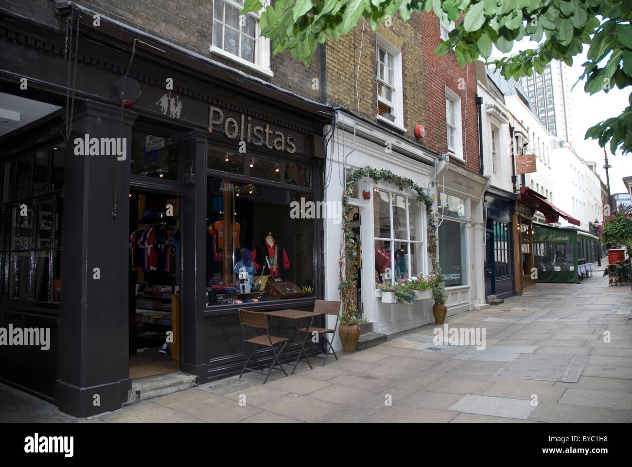 Row of shops in Shepherd Market London W1 Stock Photo - Alamy