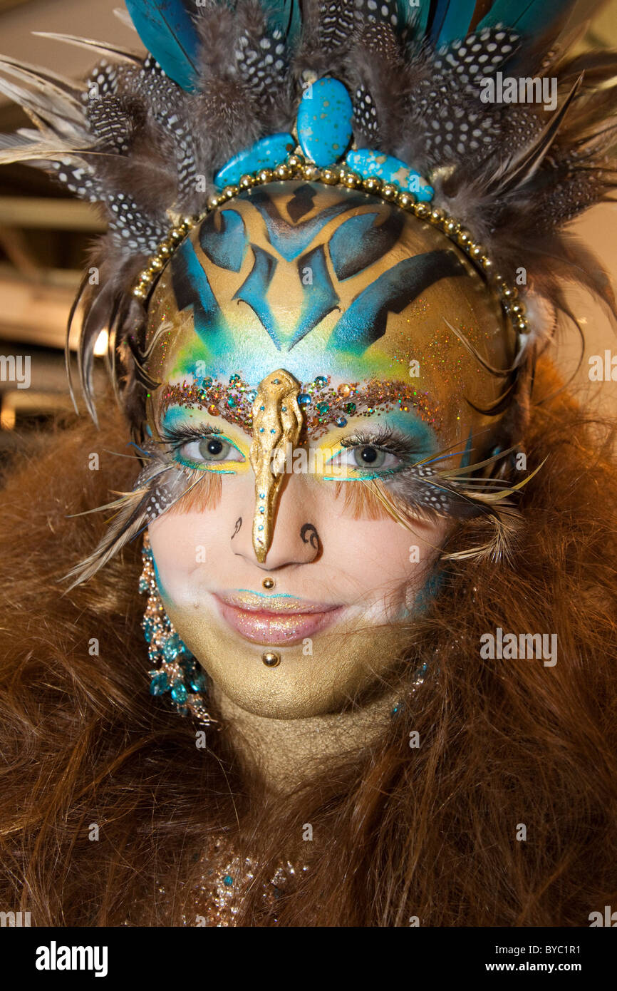 International make up artists trade show hi-res stock photography and ...