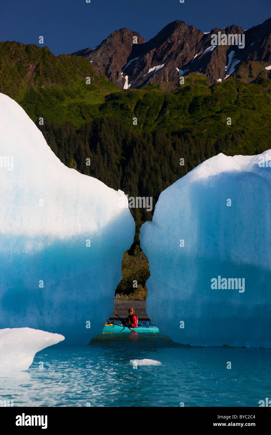 Kayaking in Bear Lagoon, Kenai Fjords National Park, near Seward ...