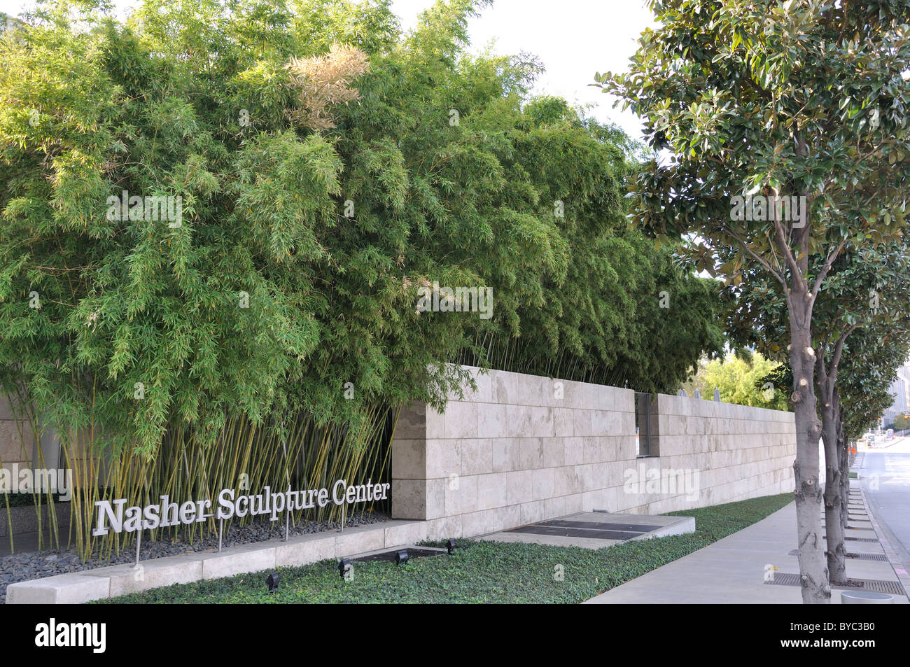 Nasher sculpture centre hi-res stock photography and images - Alamy