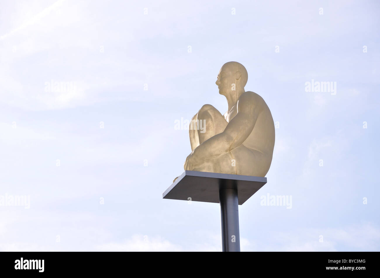 Sitting man sculpture at Nasher Sculpture Center, Dallas, Texas, USA ...