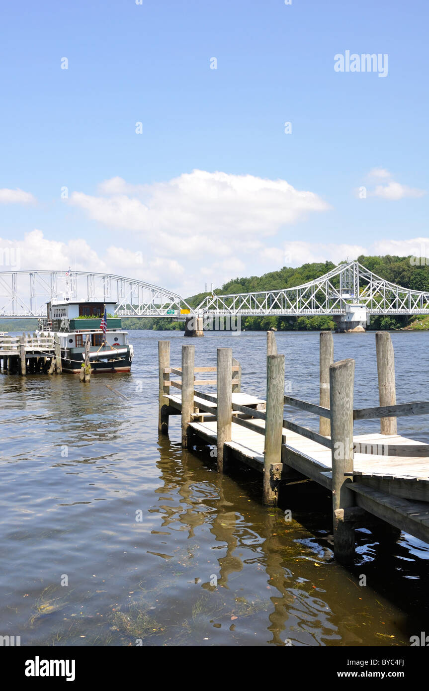 Pier connecticut river connecticut new hi-res stock photography and ...