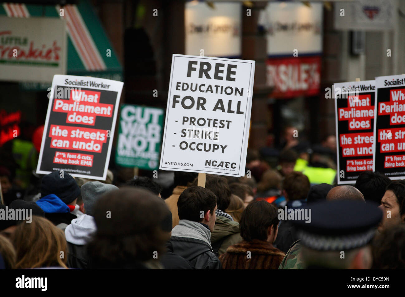 Pupils placards banners hi-res stock photography and images - Alamy