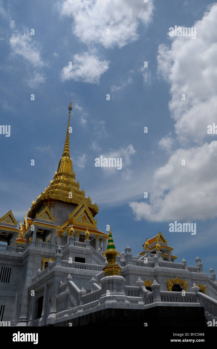 Wat Traimit Phra Maha Mondop ( Scripture Library ), temple of the ...
