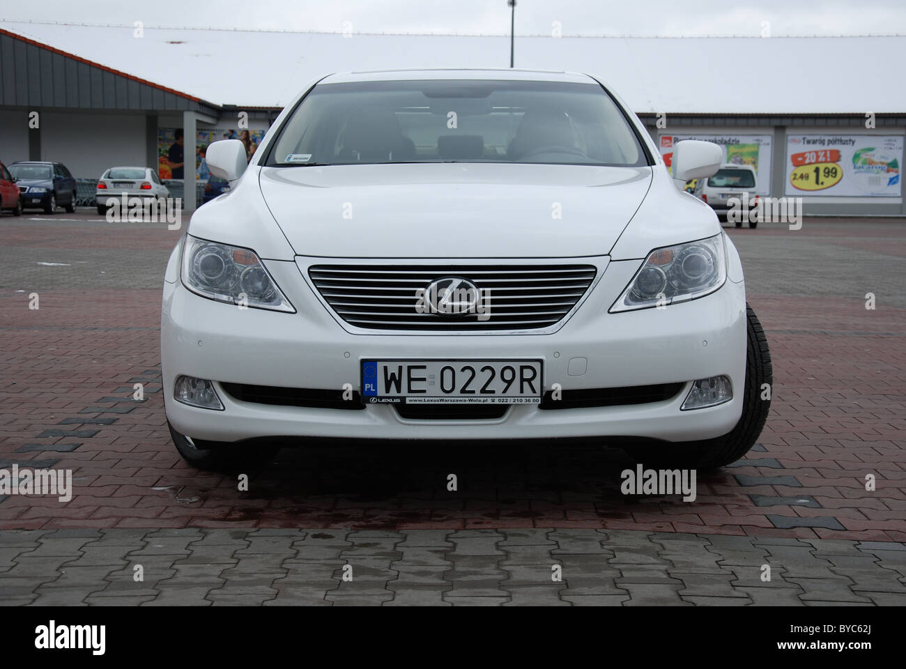 Lexus LS 460 AWD - MY 2006 - white - four doors (4D) - Premium Japanese ...
