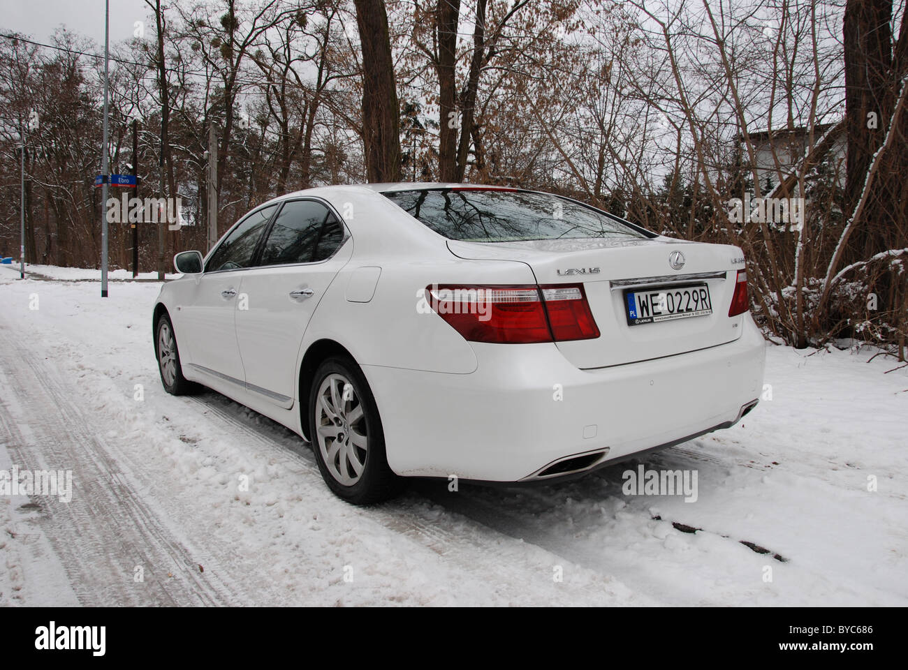 Lexus LS 460 AWD - MY 2006 - white - four doors (4D) - Premium Japanese ...