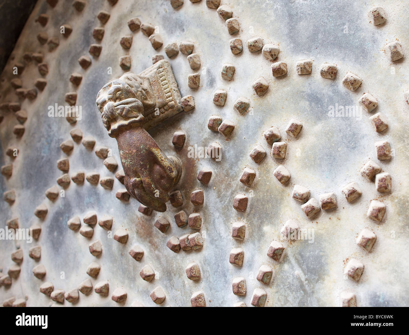 Traditional Syrian door knocker, Aleppo, Syria Stock Photo - Alamy