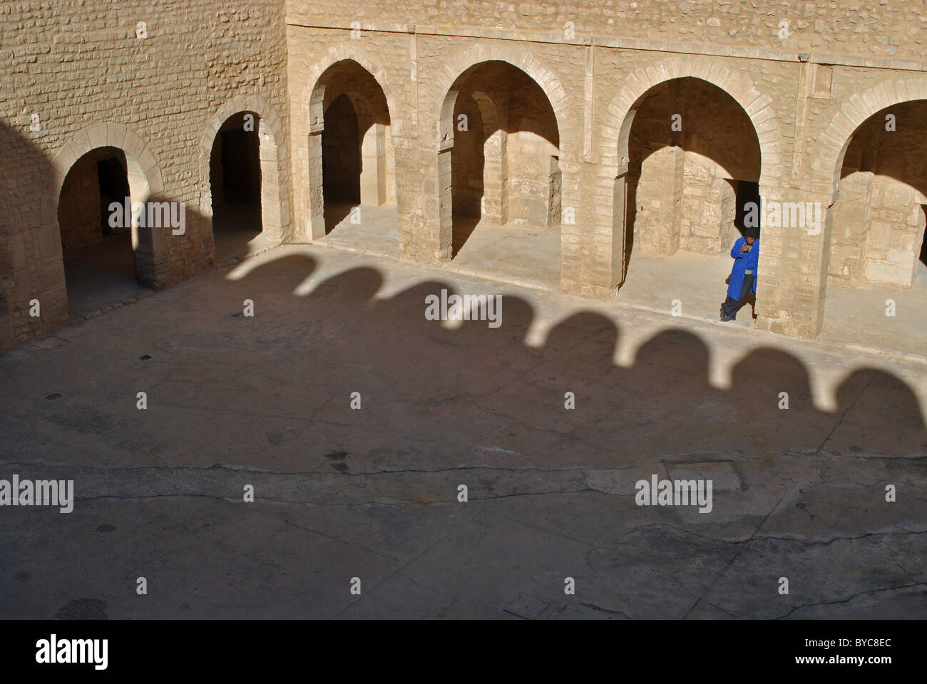 African courtyard hi-res stock photography and images - Alamy