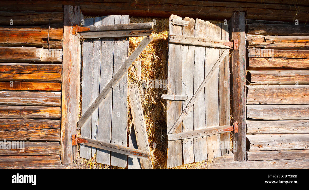 Traditional hay storage hi-res stock photography and images - Alamy