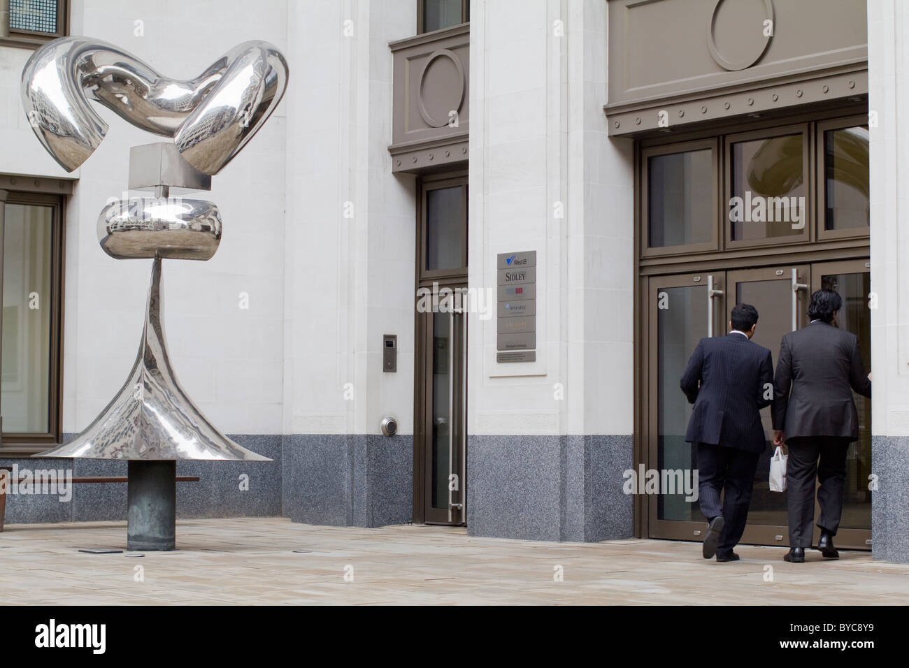 Ritual sculpture outside Woolgate Exchange, offices of West lb, Sidley ...