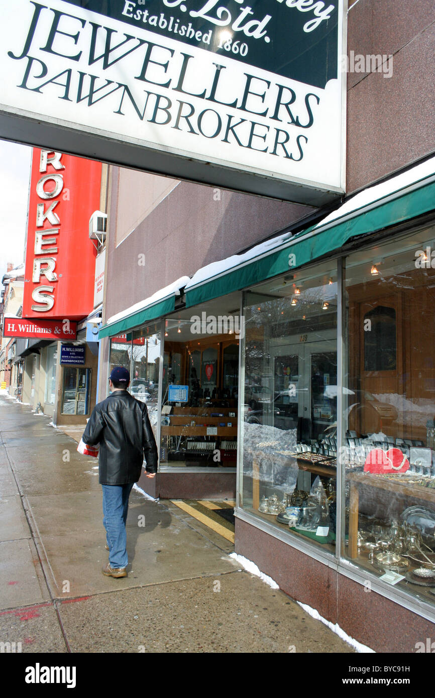 Pawn shop storefront hi-res stock photography and images - Alamy