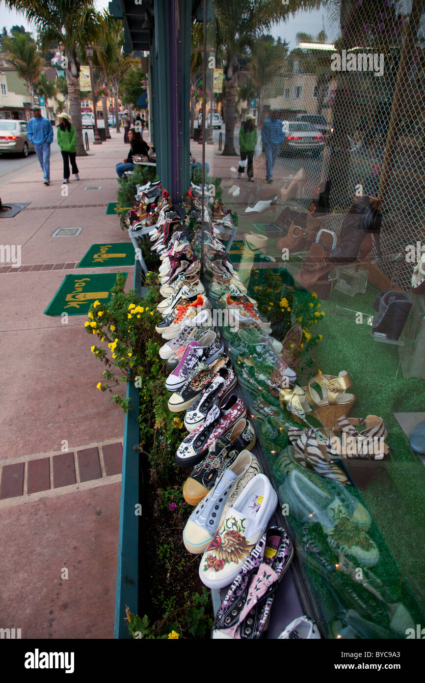 Retail shops and restaurants in Capitola, California Stock Photo - Alamy