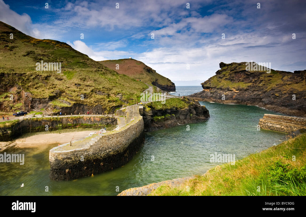 The harbour at Boscastle in Cornwall, England, UK Stock Photo - Alamy