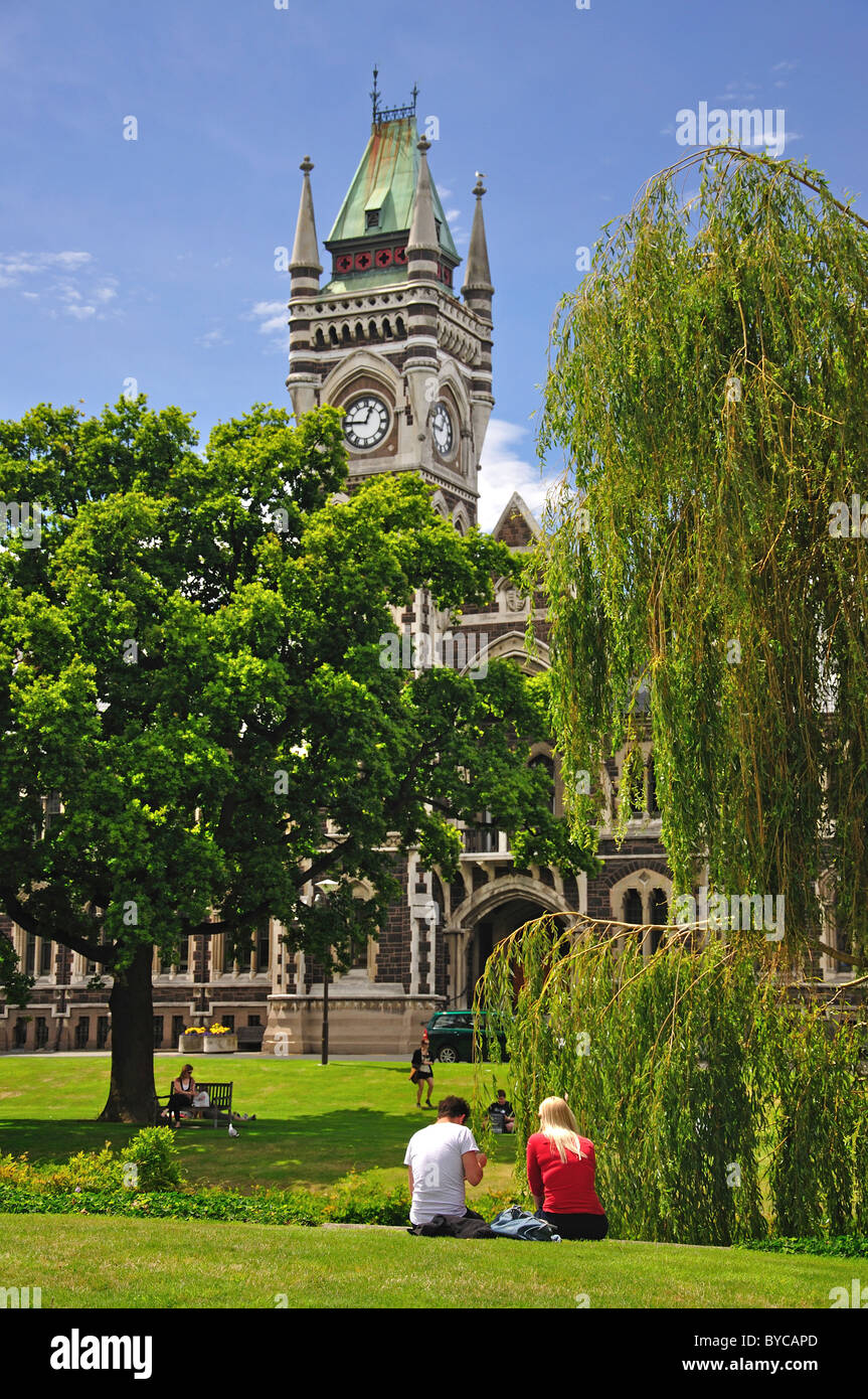 View of campus showing University Clock Tower, University of Otago ...