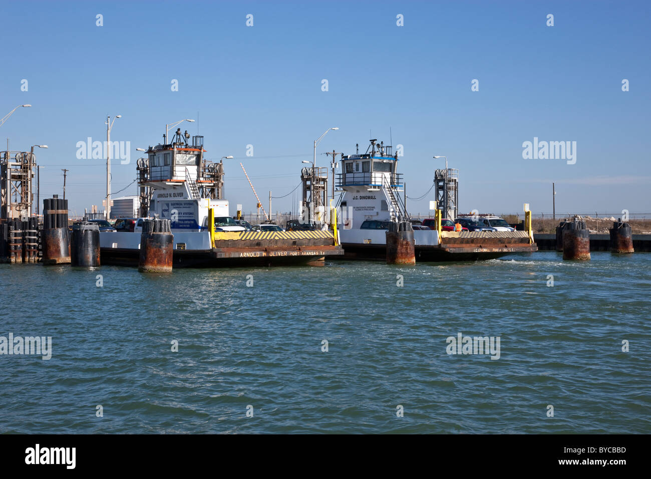 Ferries loading vehicles Stock Photo - Alamy