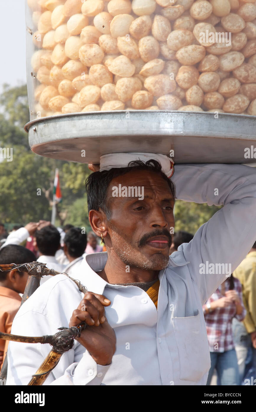 Pani puri new delhi hi-res stock photography and images - Alamy
