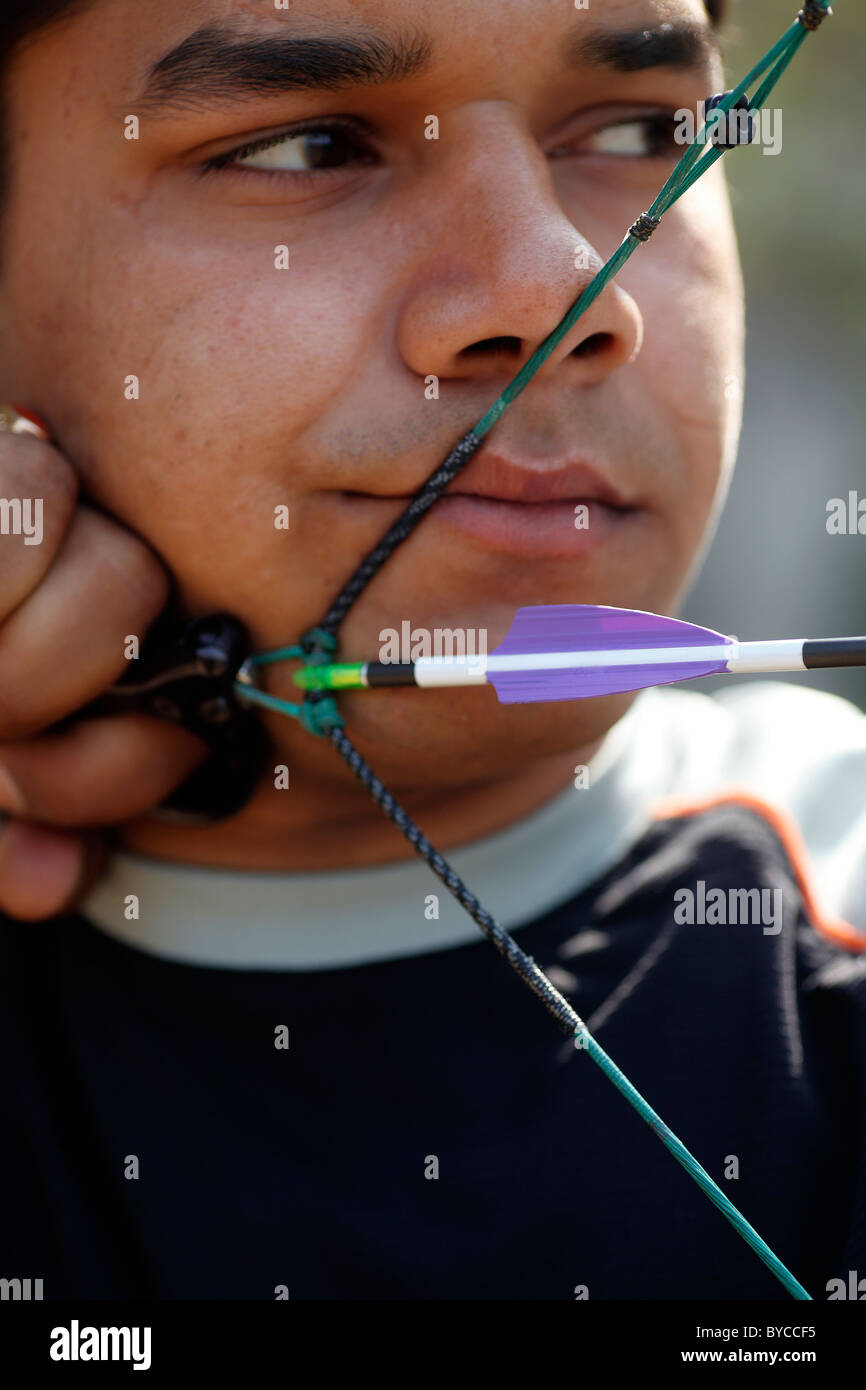 Competitive archery hi-res stock photography and images - Alamy