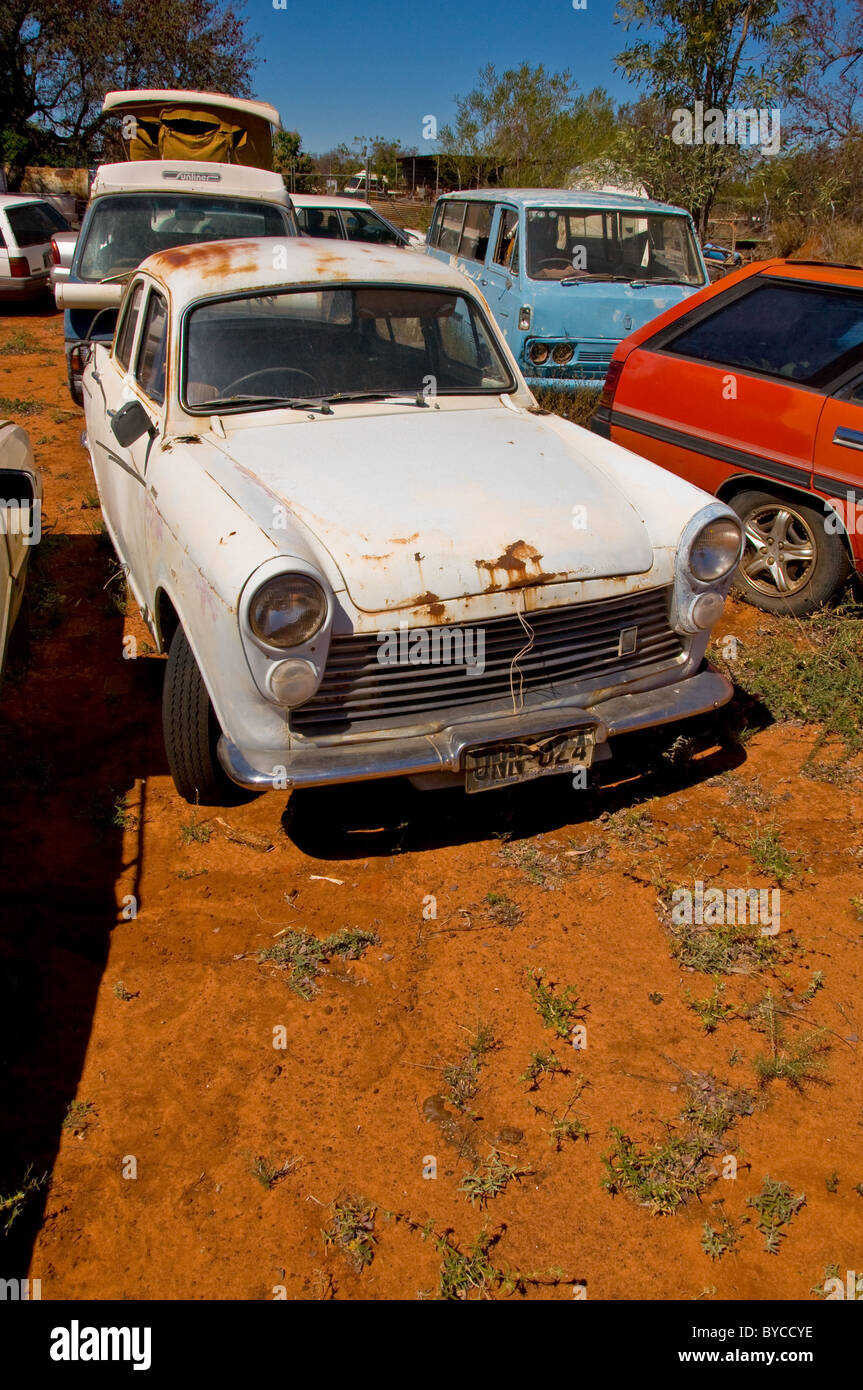 Wreck Cars in the outback australia, northern territory Stock Photo - Alamy