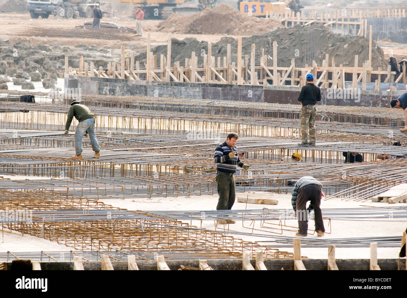 Unsafe Working Conditions Stock Photos & Unsafe Working Conditions ... Unsafe Working Conditions Stock Photos & Unsafe Working Conditions ...