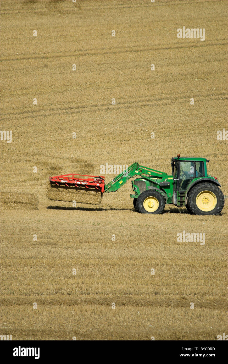 Stacking bales hi-res stock photography and images - Alamy