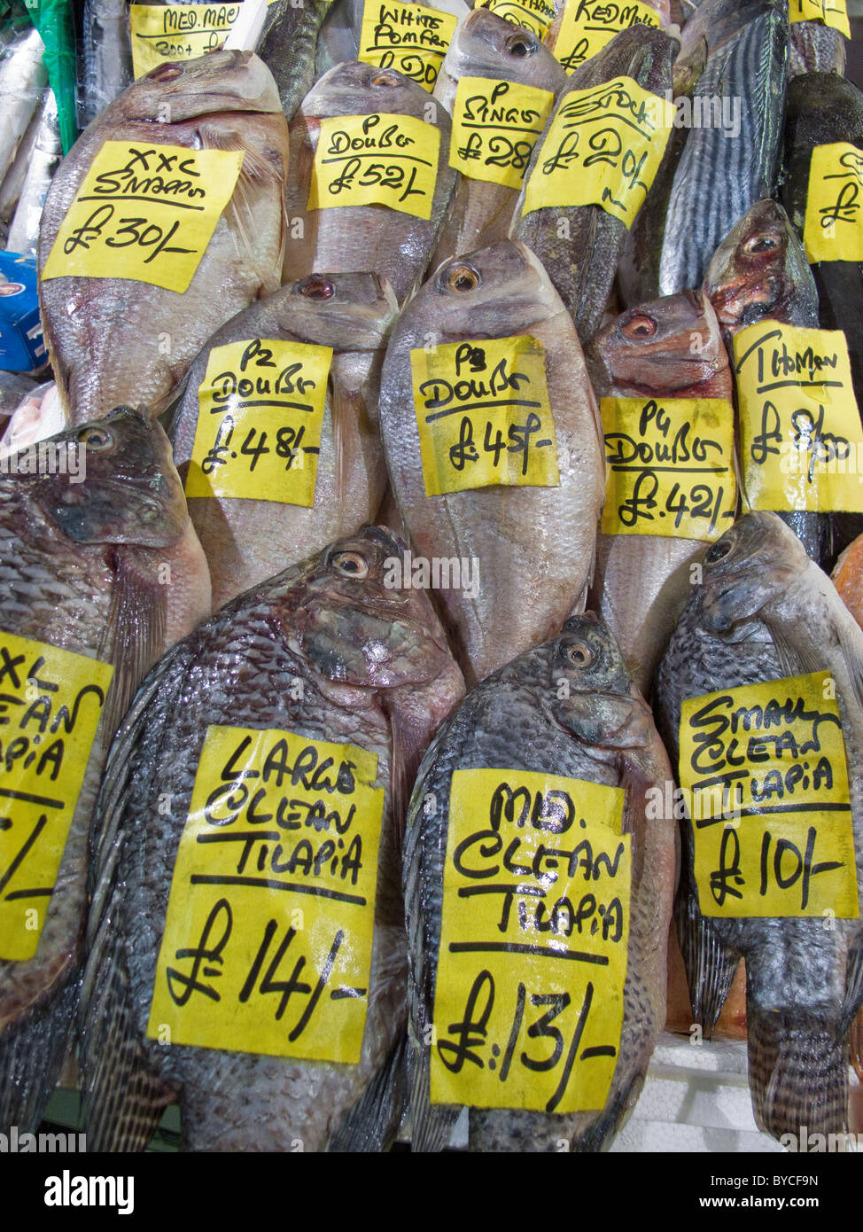 Billingsgate fish market hi-res stock photography and images - Alamy