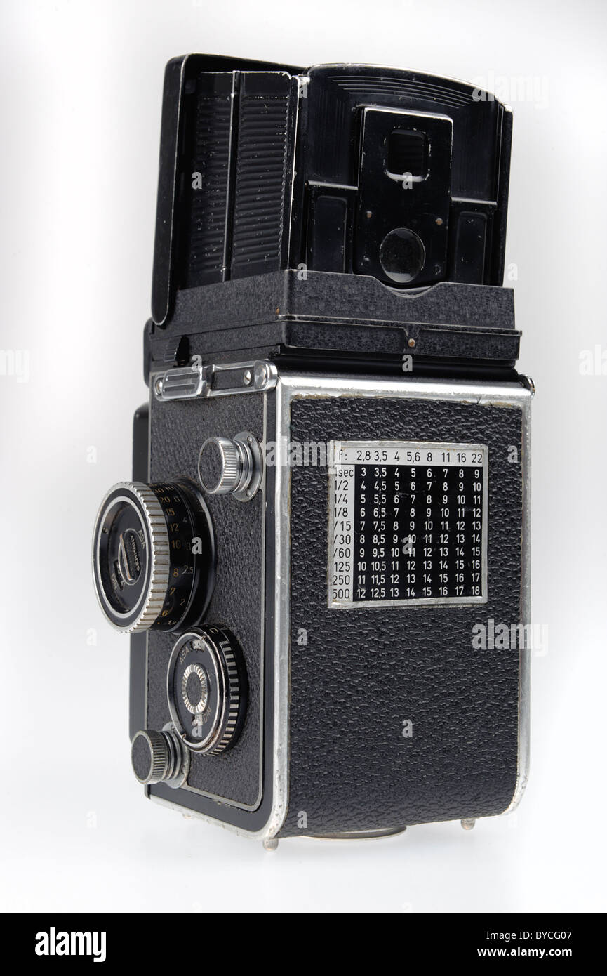 Rolleiflex 2.8F Twin Lens Reflex (TLR) old film camera Stock Photo - Alamy