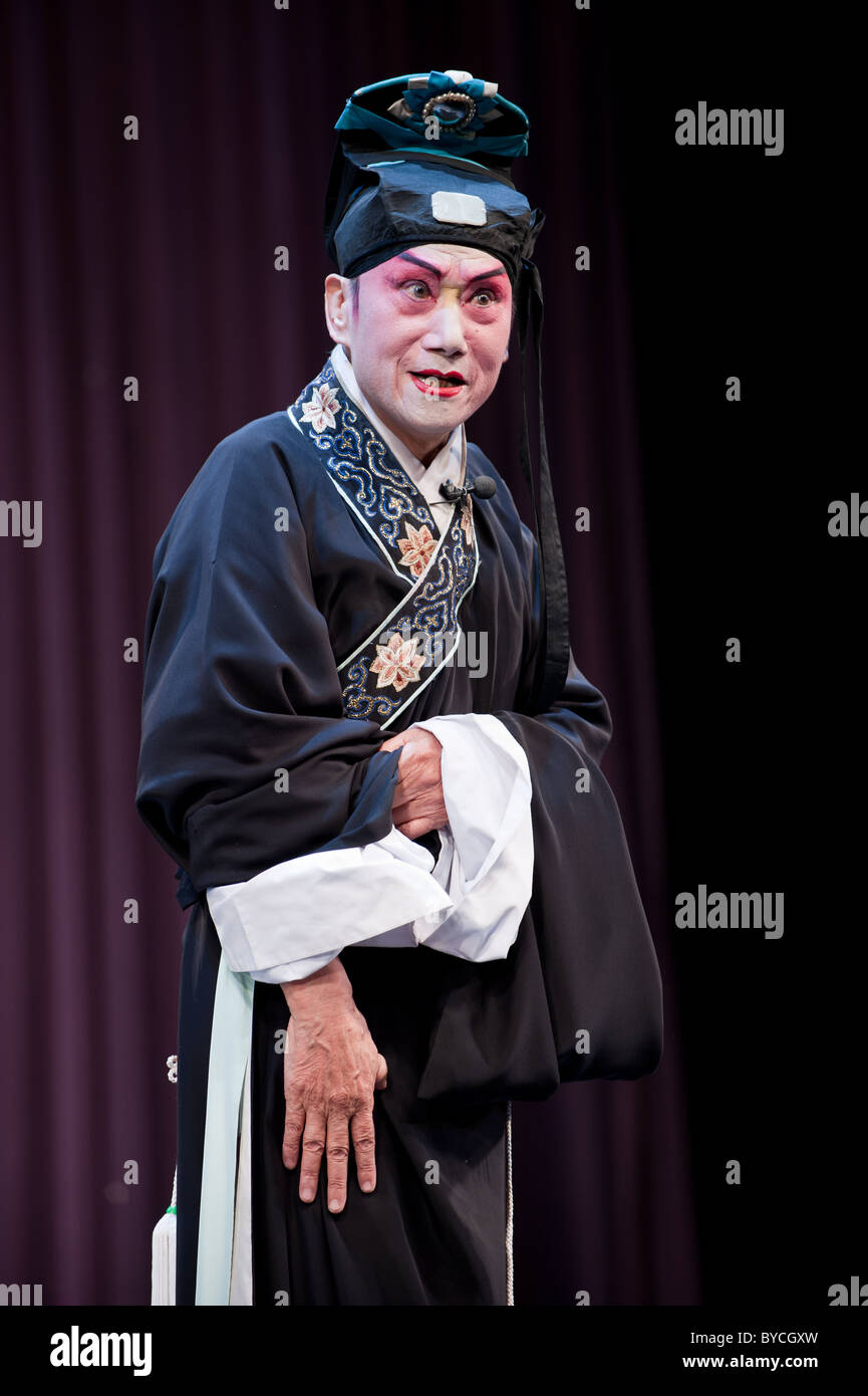 china opera Actress Stock Photo - Alamy