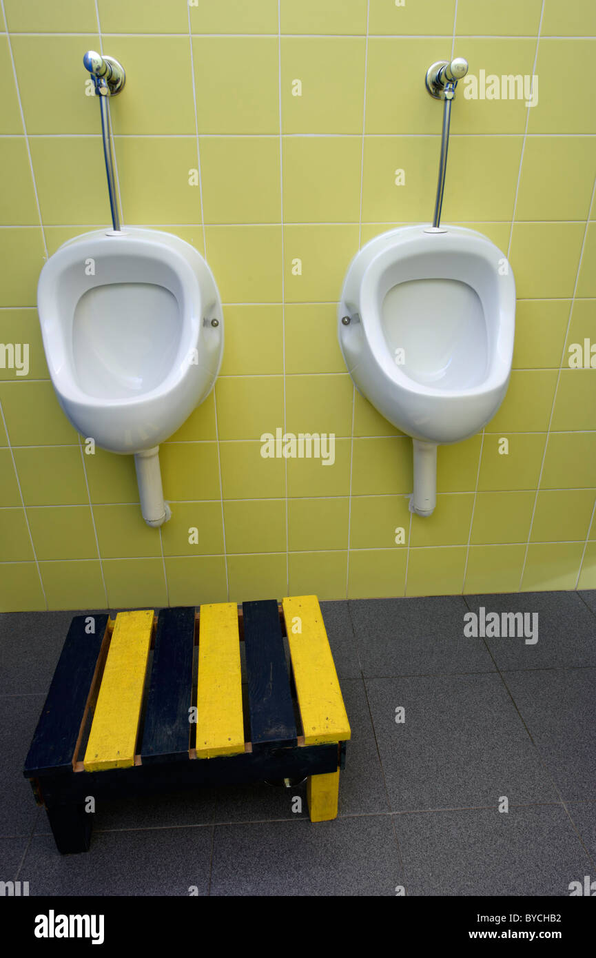 Urinals hi-res stock photography and images - Alamy