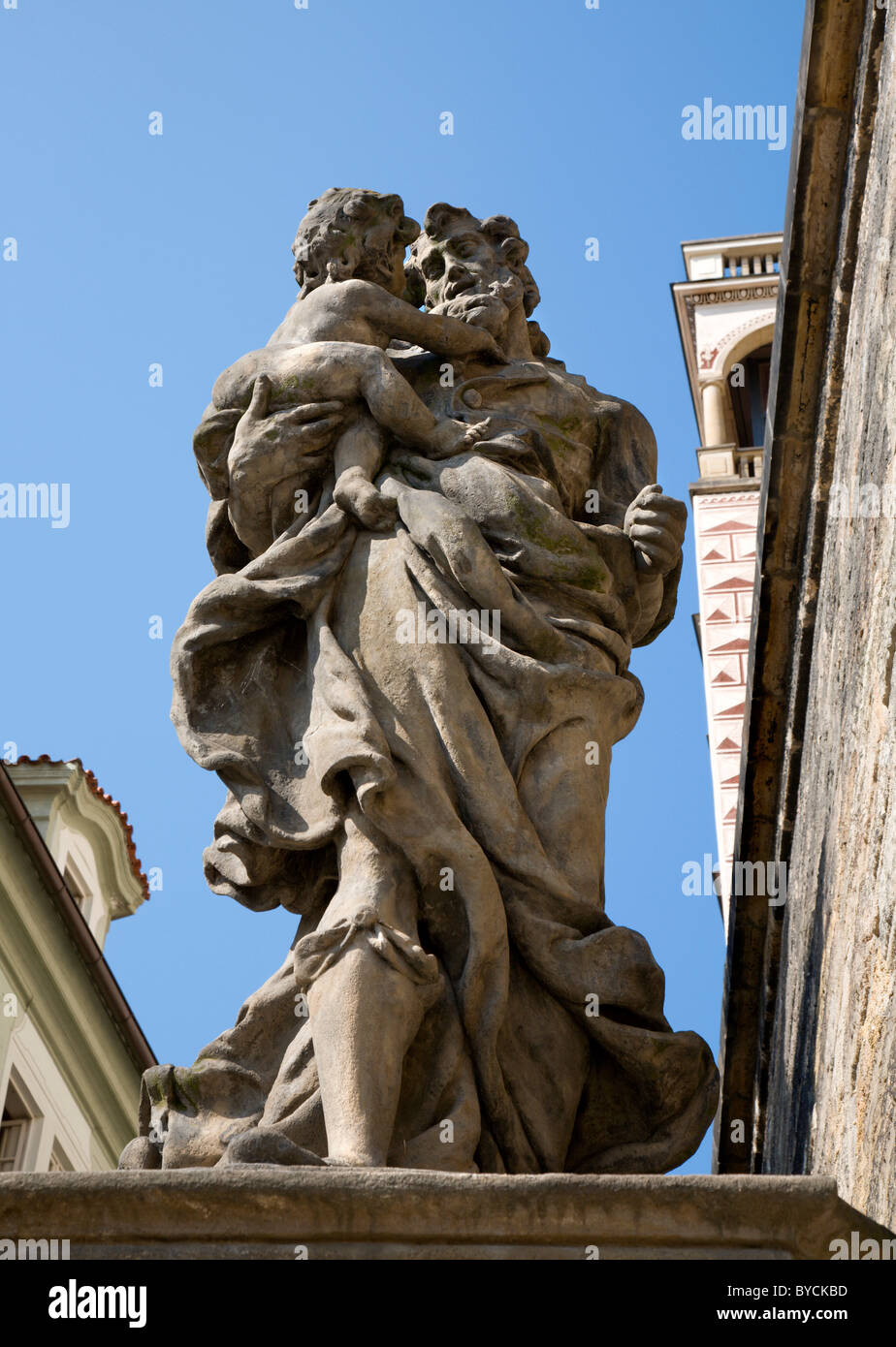 Saint joseph statue hi-res stock photography and images - Alamy