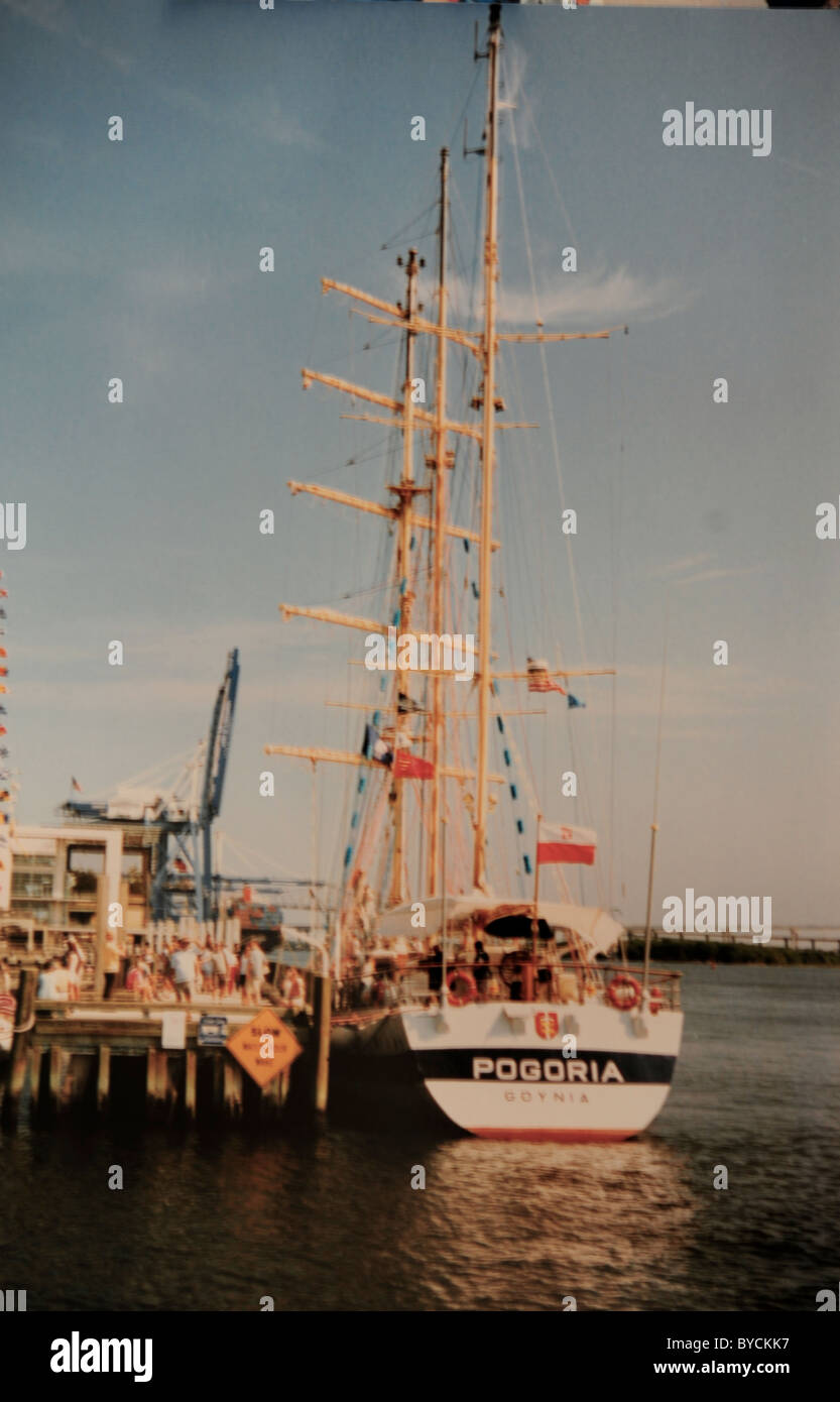 Tall ship visit hi-res stock photography and images - Alamy