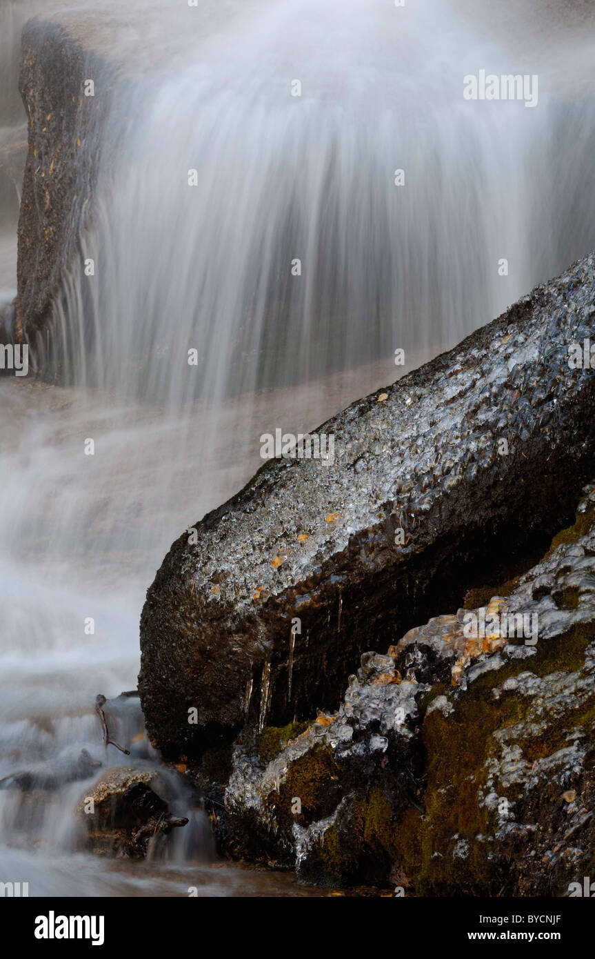 Waterfall mount whitney portal mt hi-res stock photography and images ...