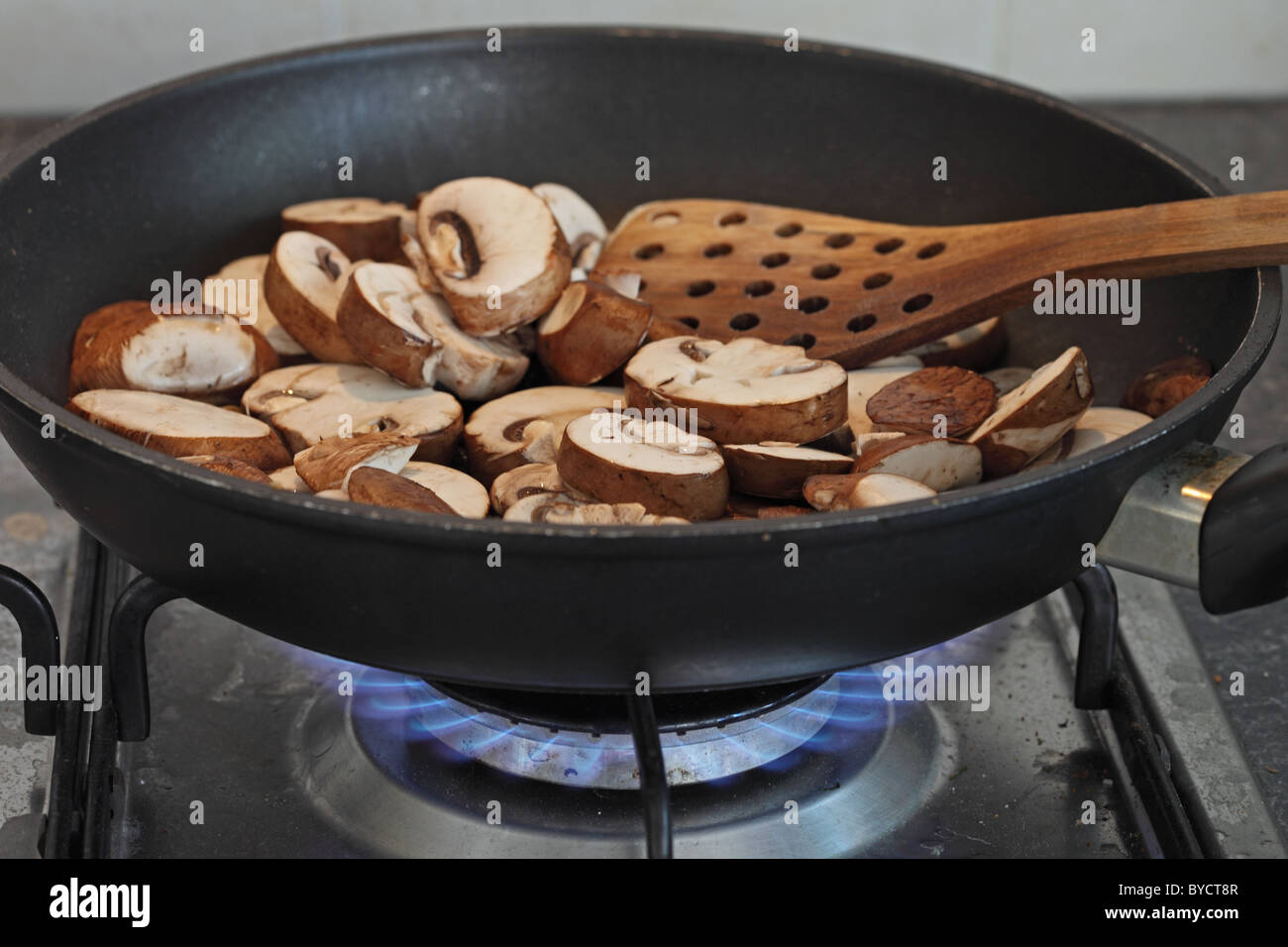 cooked chestnut mushroom Stock Photo - Alamy