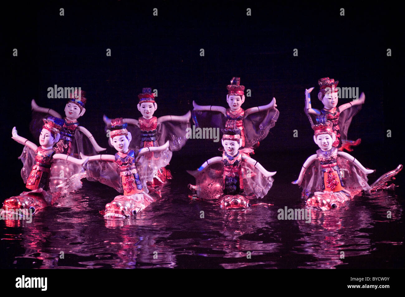 Vietnam water puppets hi-res stock photography and images - Alamy