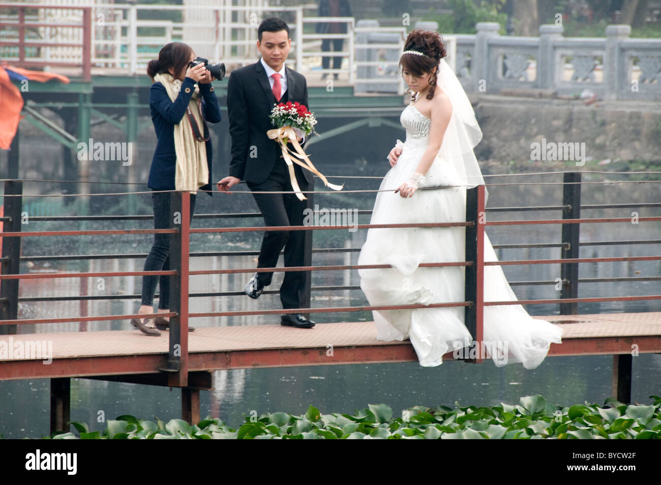 Hanoi wedding hi-res stock photography and images - Alamy