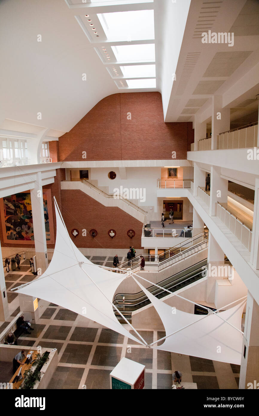 Internal view of British Library St Pancras London Stock Photo - Alamy