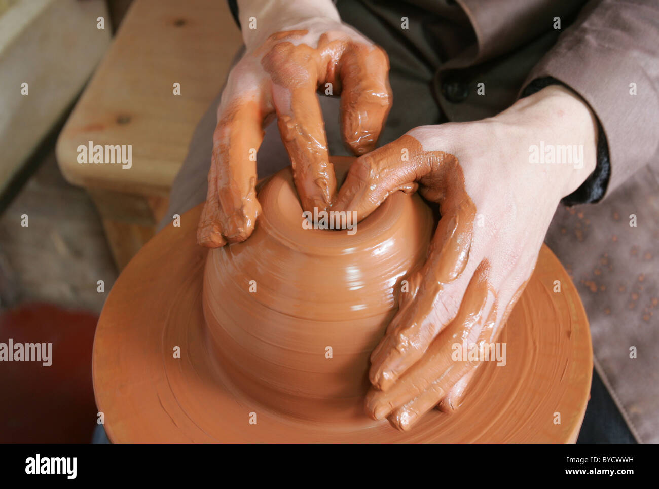 Potter making vase Stock Photo - Alamy