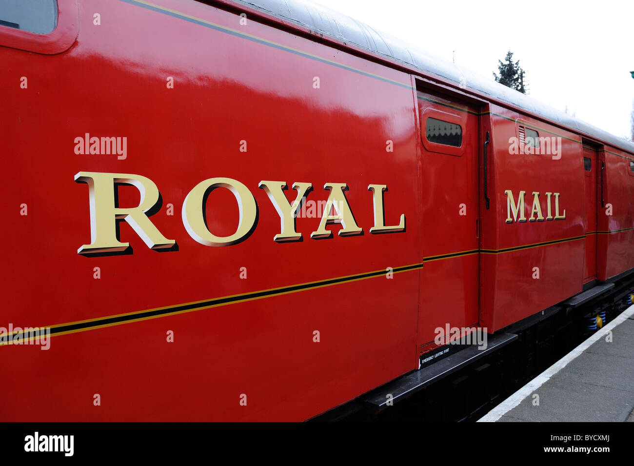 Royal mail carriage hi-res stock photography and images - Alamy